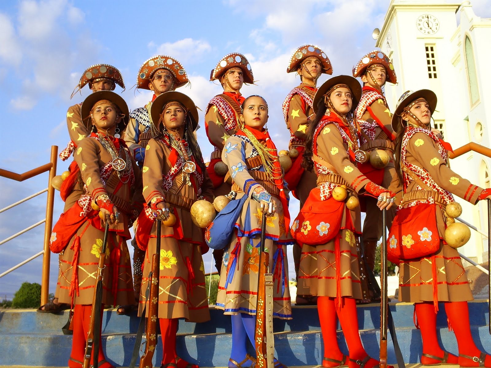 "A história é a essência de inúmeras biografias.": Cangaceiros