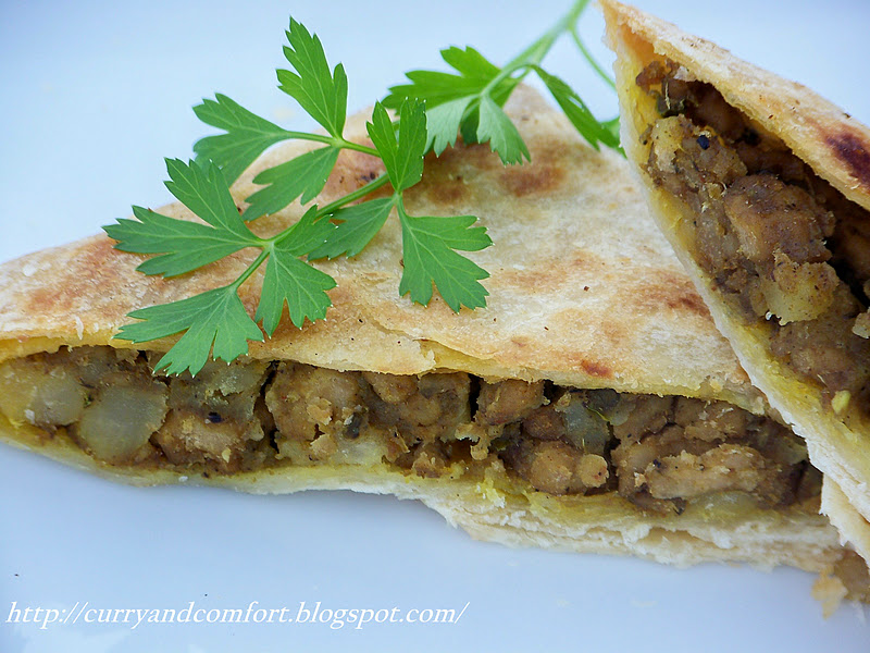 Kitchen Simmer: Stuffed Tortillas Pockets