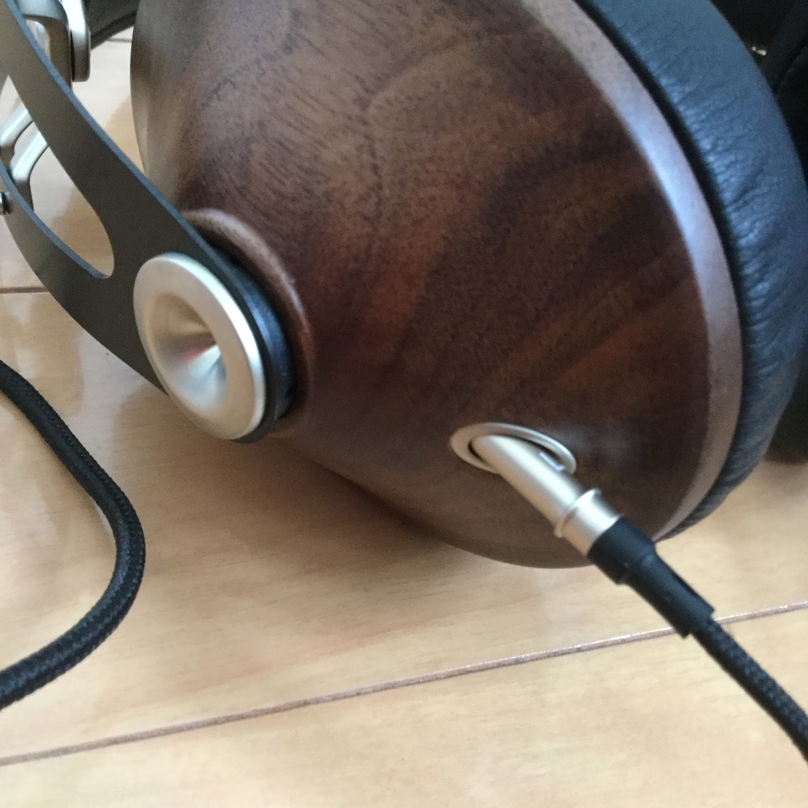 Meze 99 Classic headphone review - expatinjapan