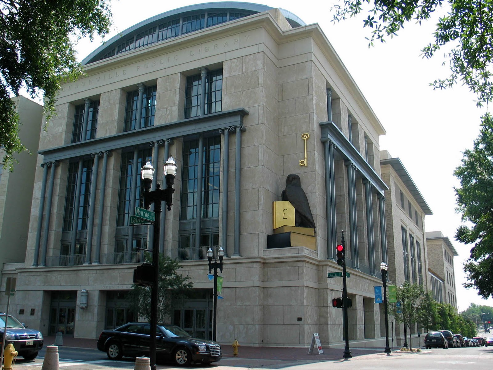 Gate Precast: GATEstone: A Custom Architectural Expression