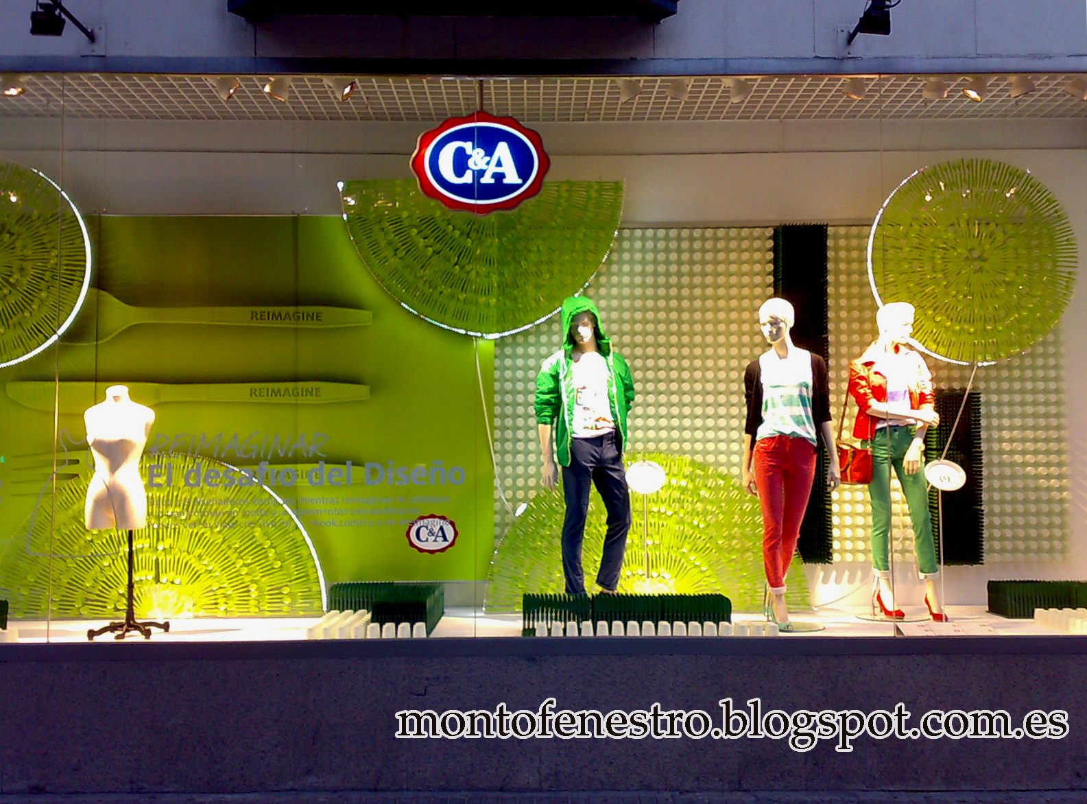 MONTOFENESTRO: ESCAPARATE, DISEÑO Y MÁS: PRIMEROS ESCAPARATES 2013