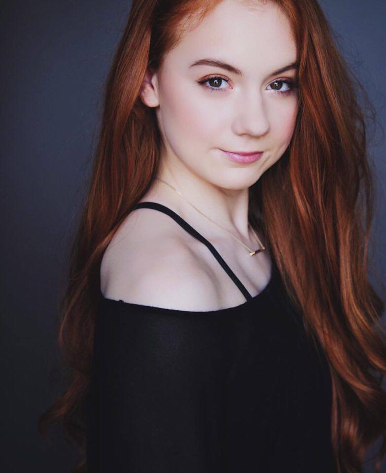 Starlet Arcade: Ashleigh Ross