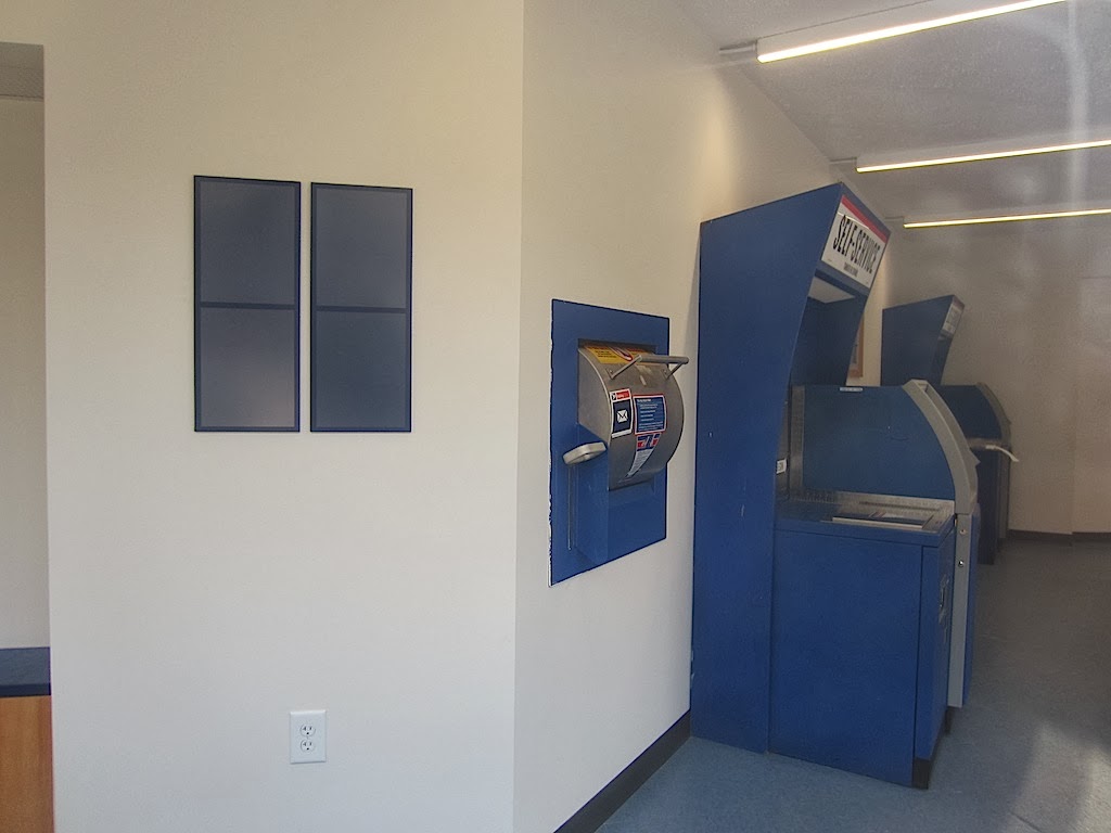 EV Grieve: Exclusive 2nd look inside the all-new USPS retail outlet on ...