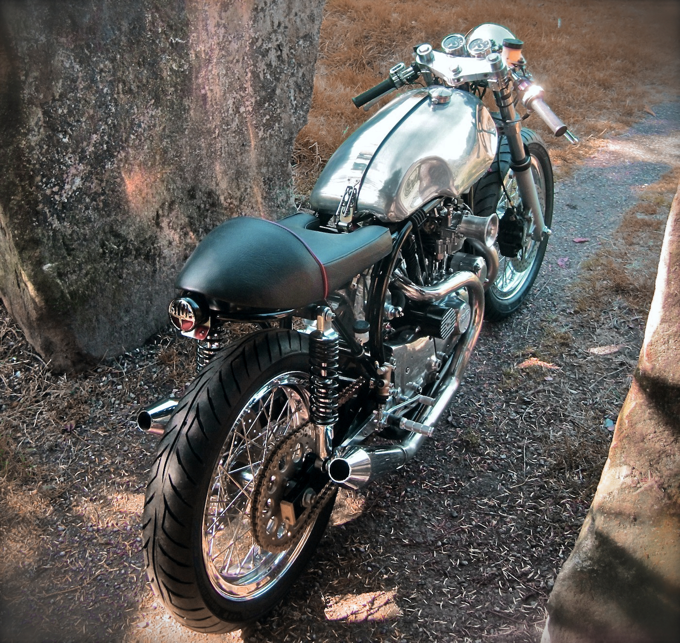 Readers' rides: Lee's Norley - Inazuma café racer