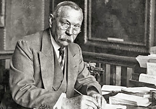 See Arthur Conan Doyle's Portable Writing Desk - I Hear of Sherlock ...