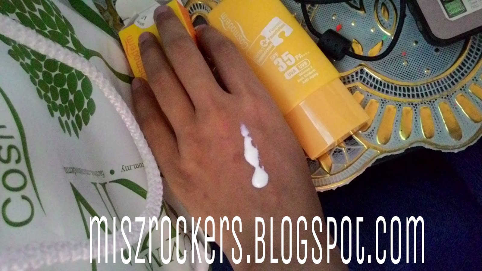 PERFECT SUNSCREEN + FLAWLESS FOUNDATION COSMODERM SPF 35 | Ceritera Si ...