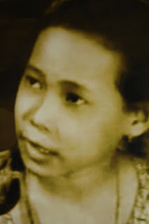 IPOH STATION ANTIQUE CAFE: NENG YATIMAH & HASHIMAH YON