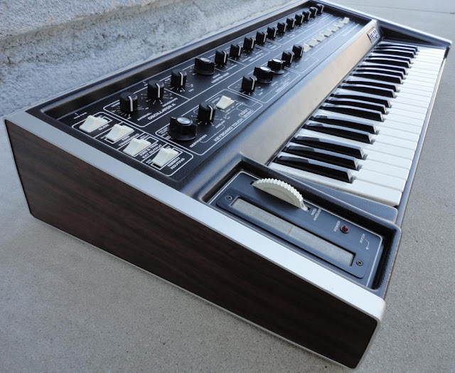 MATRIXSYNTH: Moog Multimoog SN 2296