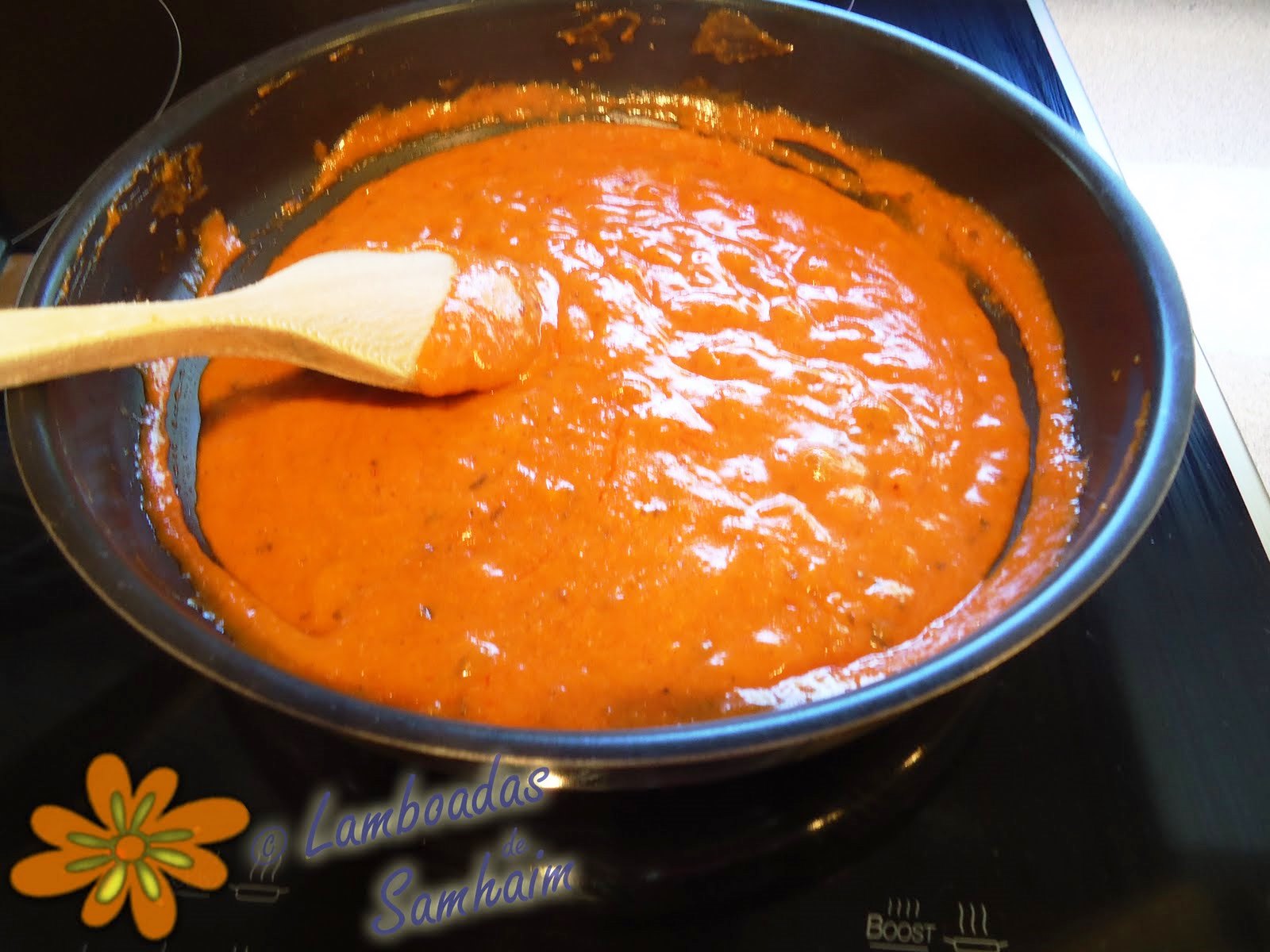 Lamboadas de Samhaim: Ensalada de gambas y mango