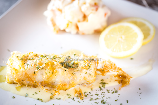 Cocina para Novatos en tiempos de Crisis: MERLUZA REBOZADA EN SALSA