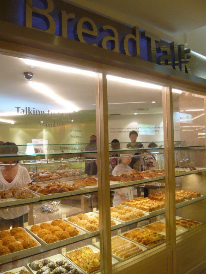 BreadTalk Pasalubong...my fave "Cheese Floss" ~ yummy! ♥