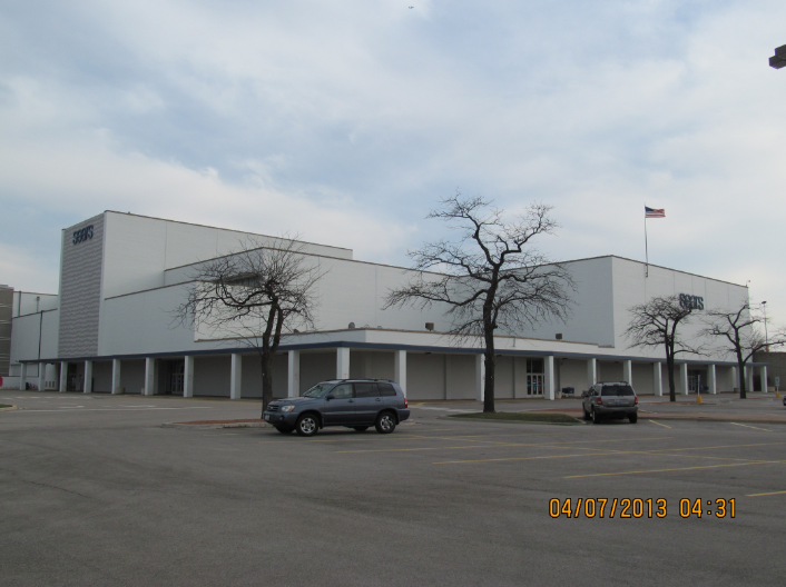 Trip to the Mall: Oakbrook Center- (Oak Brook, IL)