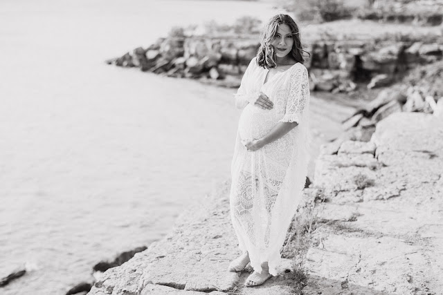 Our Lake Grapevine Maternity Photoshoot for Poppy Monroe | Jordan Dunaway