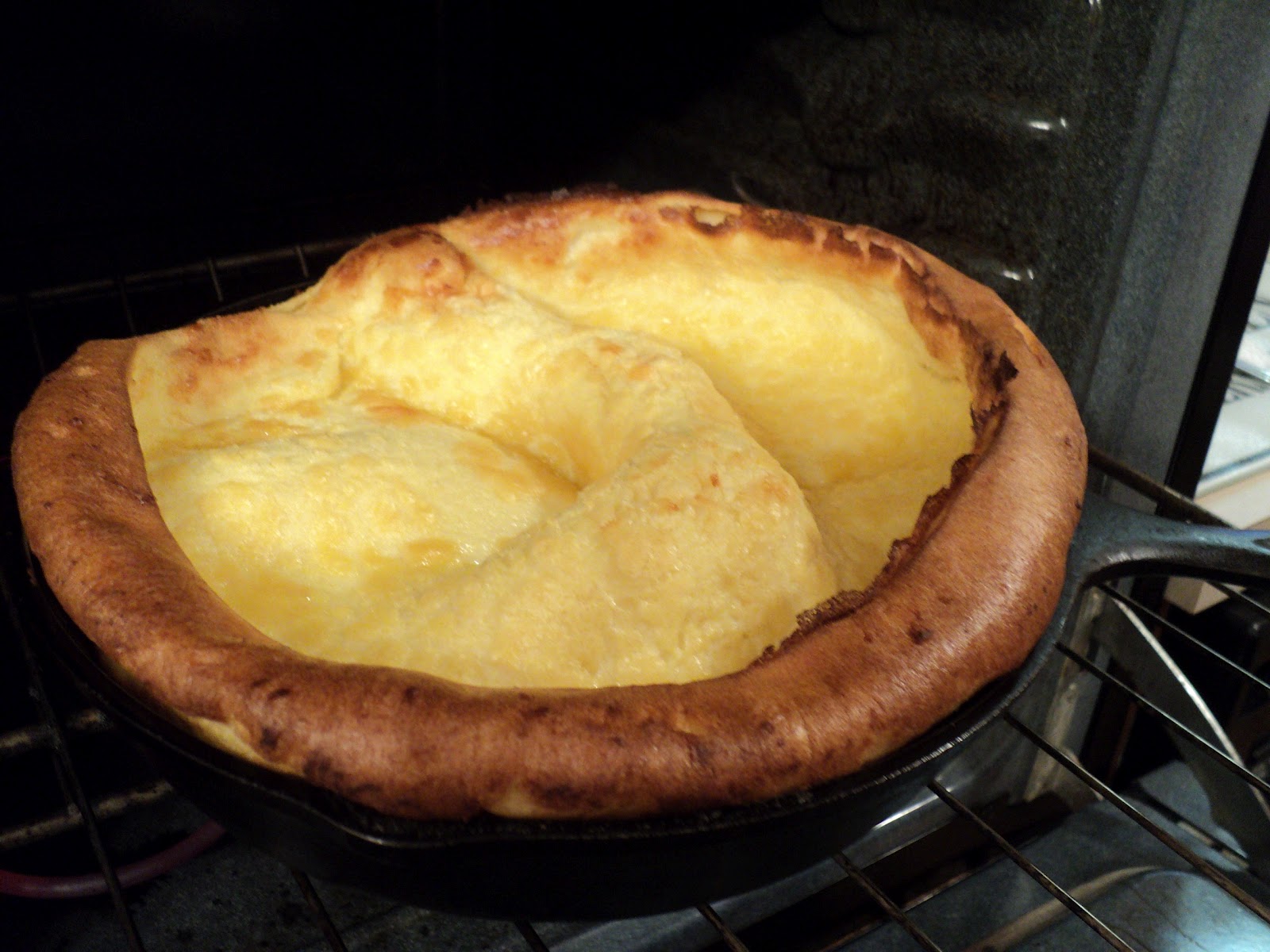 Cooking With The Preacher's Wife: PANNEKOEKEN