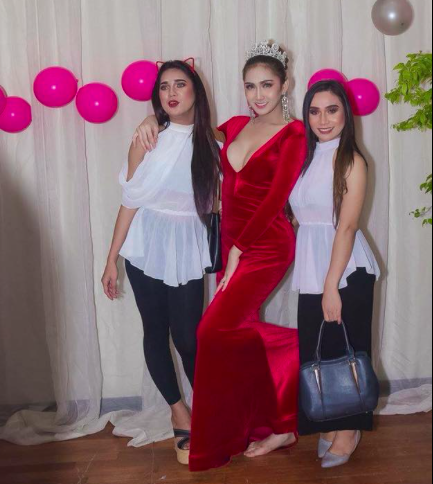 [15 Foto] Pakaian Riz Ulala Mengejutkan Ramai Yang Terlampau Seksi Buat ...