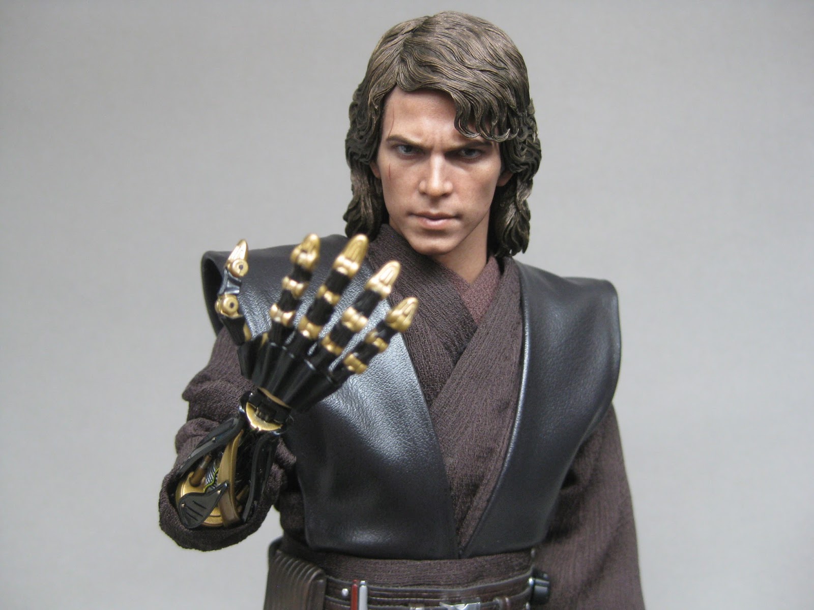 deSMOnd Collection: Hot Toys 1/6 "Anakin Skywalker" in ROTS