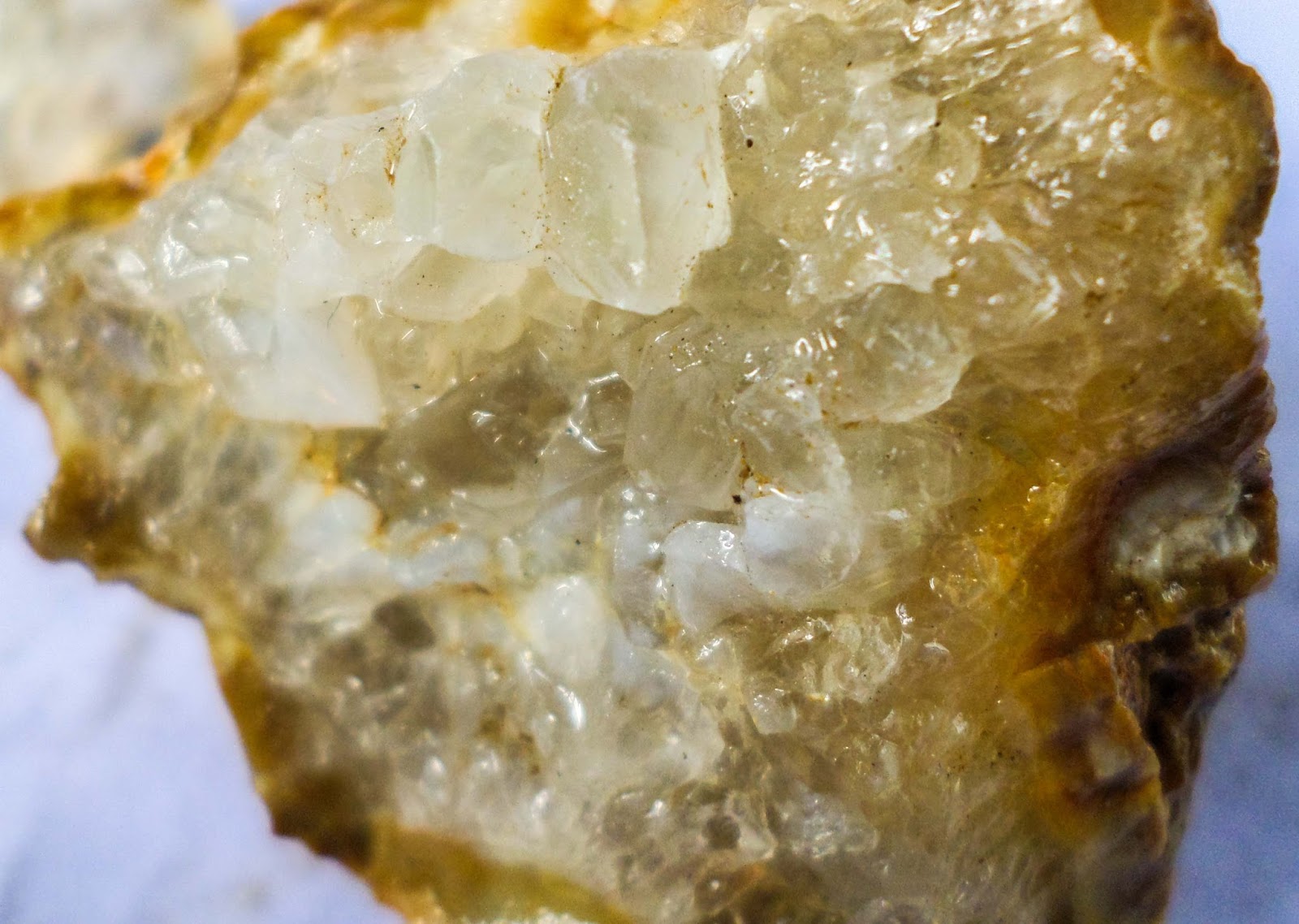 ROUGH KRISTAL KUARSA