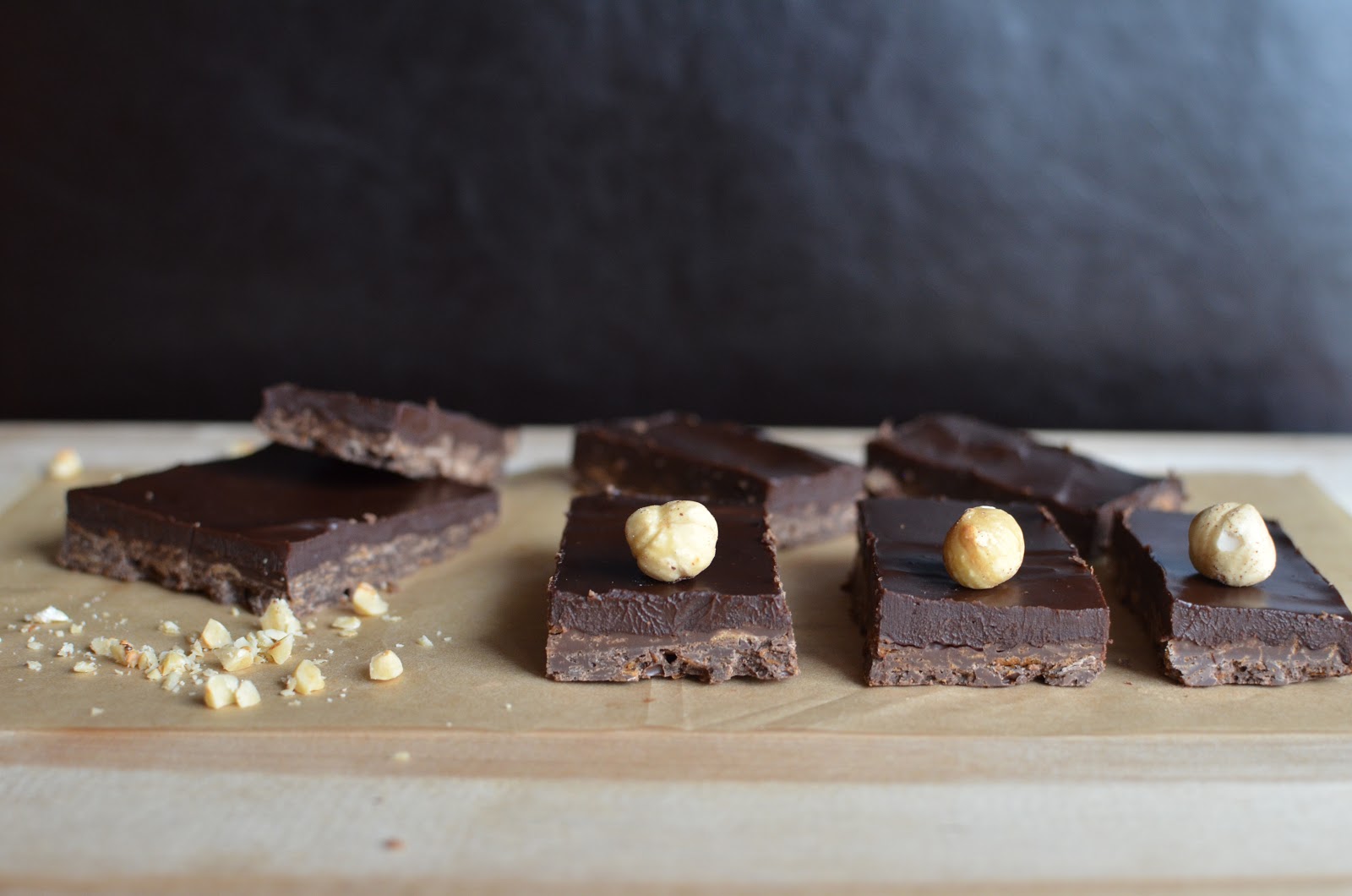 Playing with Flour: Chocolate crunch bars (no bake)