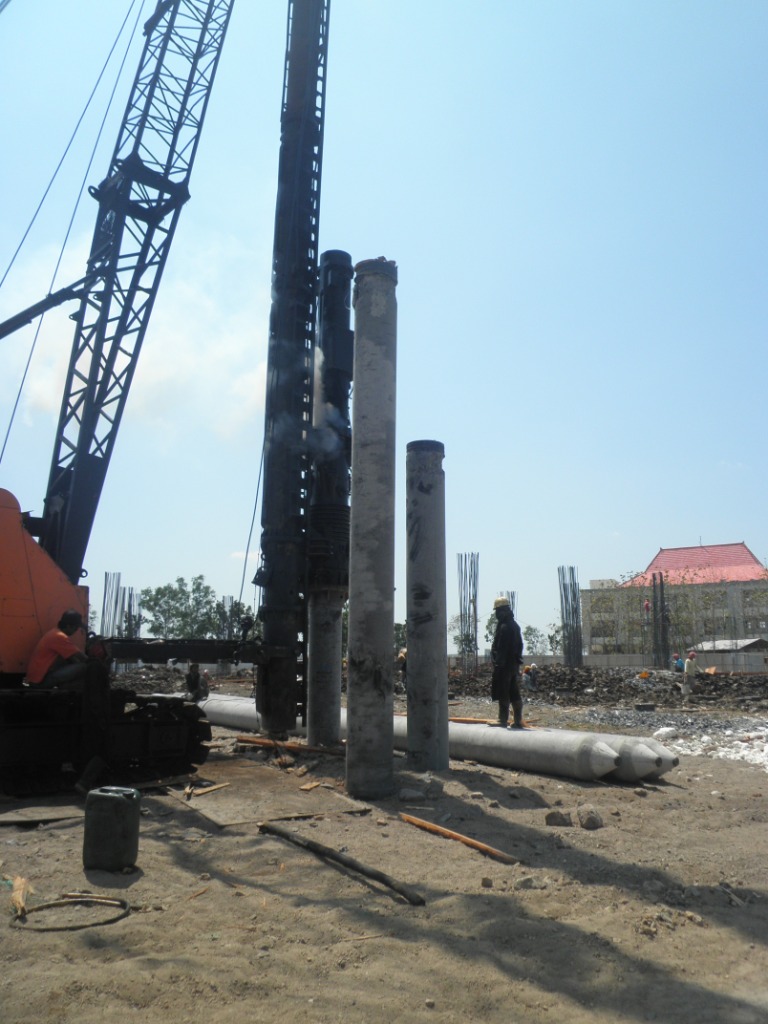 gepeng47: Perencanaan Pondasi Tiang Pancang