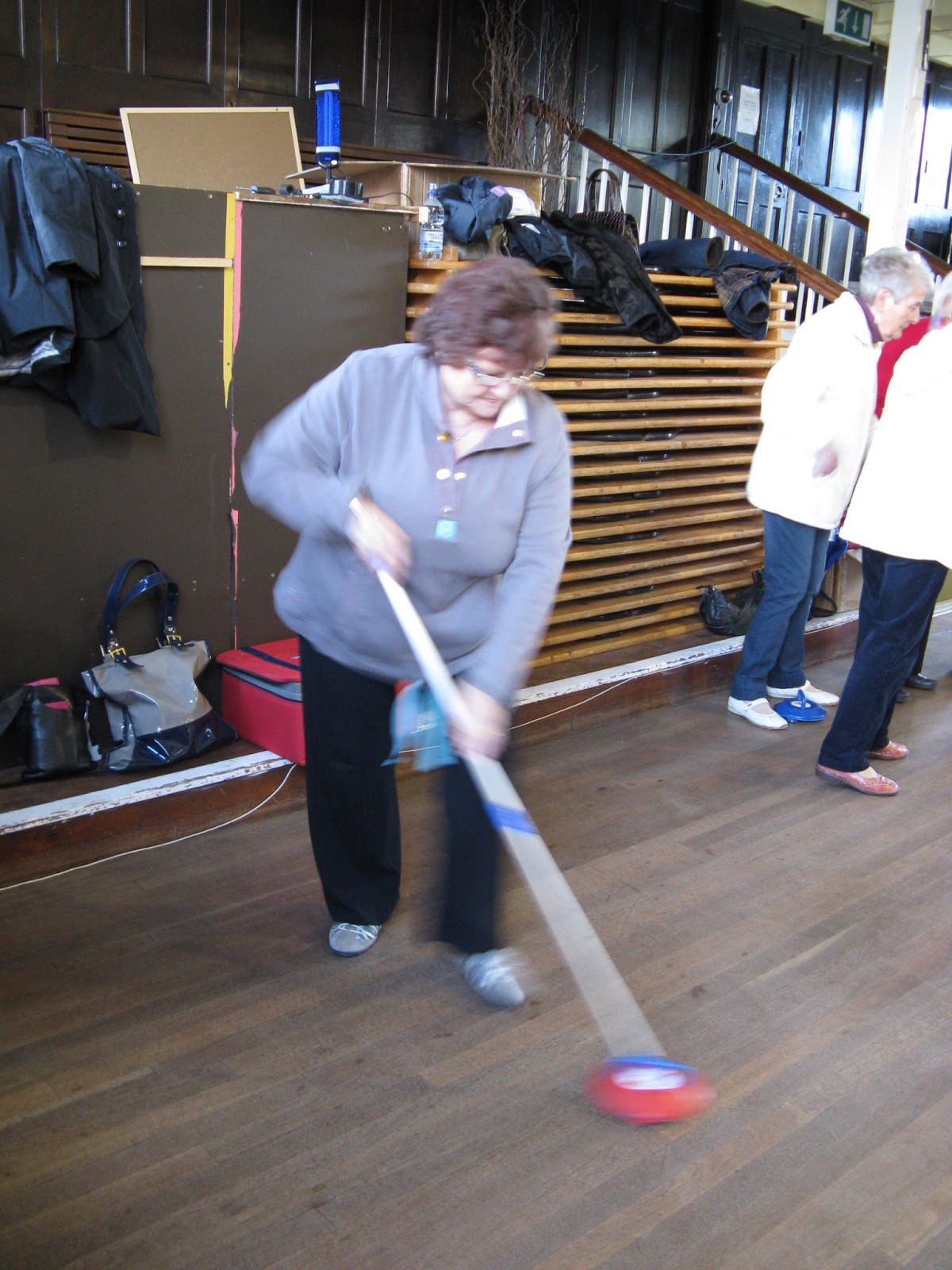 Llanarth Women's Institute Ceredigion: NEW AGE KURLING WITH ABEREAERON WI