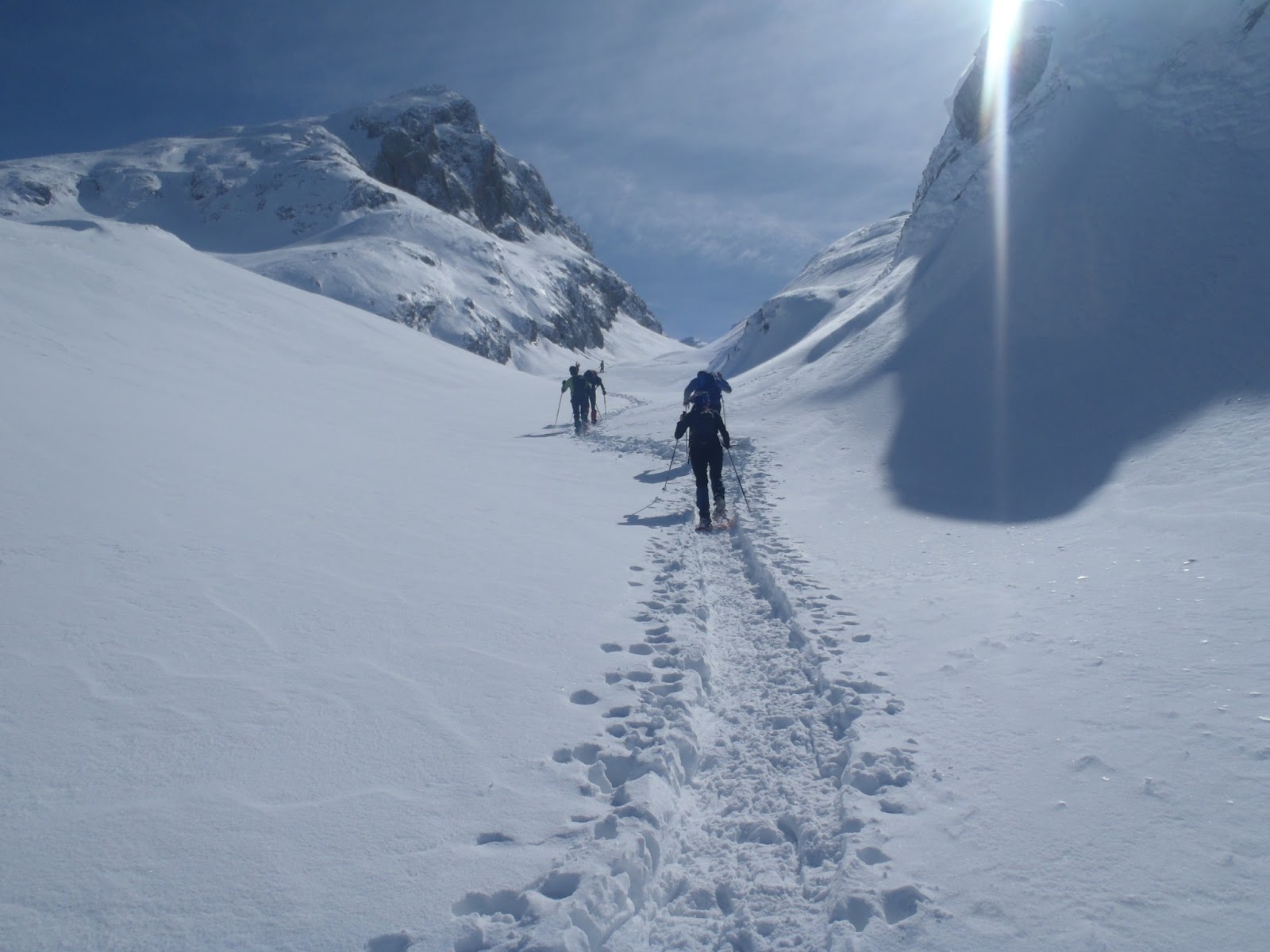 FIN DE SEMANA DE RAQUETAS DE NIEVE POR LOS PICOS DE EUROPA
