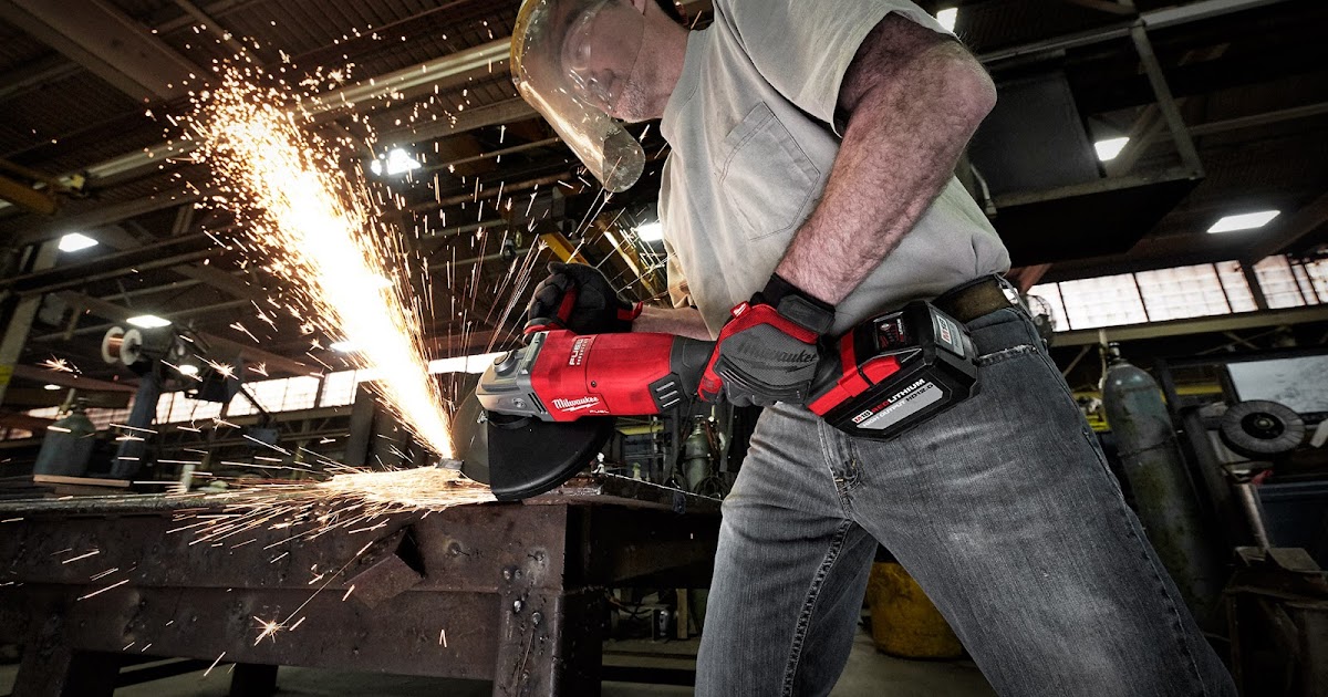 Tool Review Zone : Milwaukee Tool Releases The World's First 18v Large ...