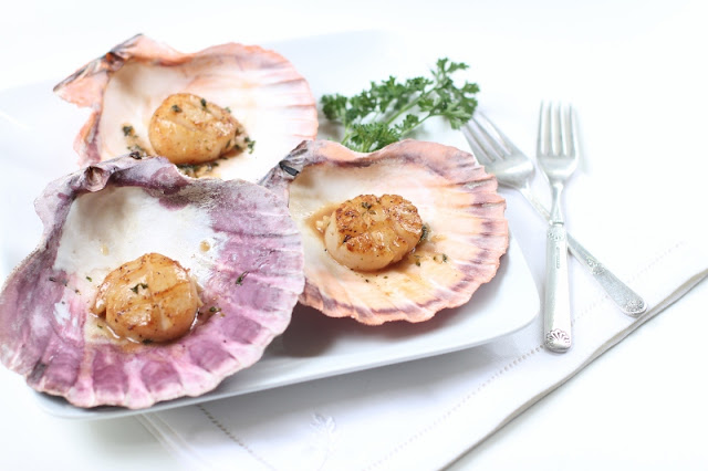 Pan Seared Diver Scallops with White Wine Sauce - Beyond Sweet and Savory