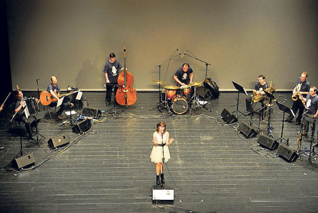 TodoMúsica&Más: XV PREMIOS OPINIÓN "MÚSICA DE RAÍZ"