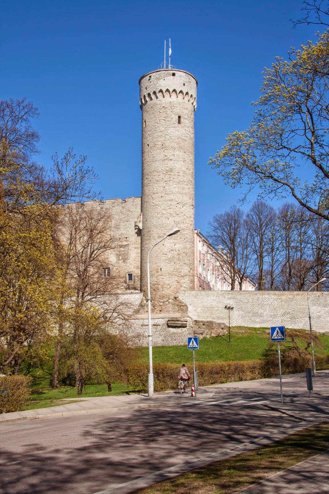 TALLINN PHOTO: Toompea Castle