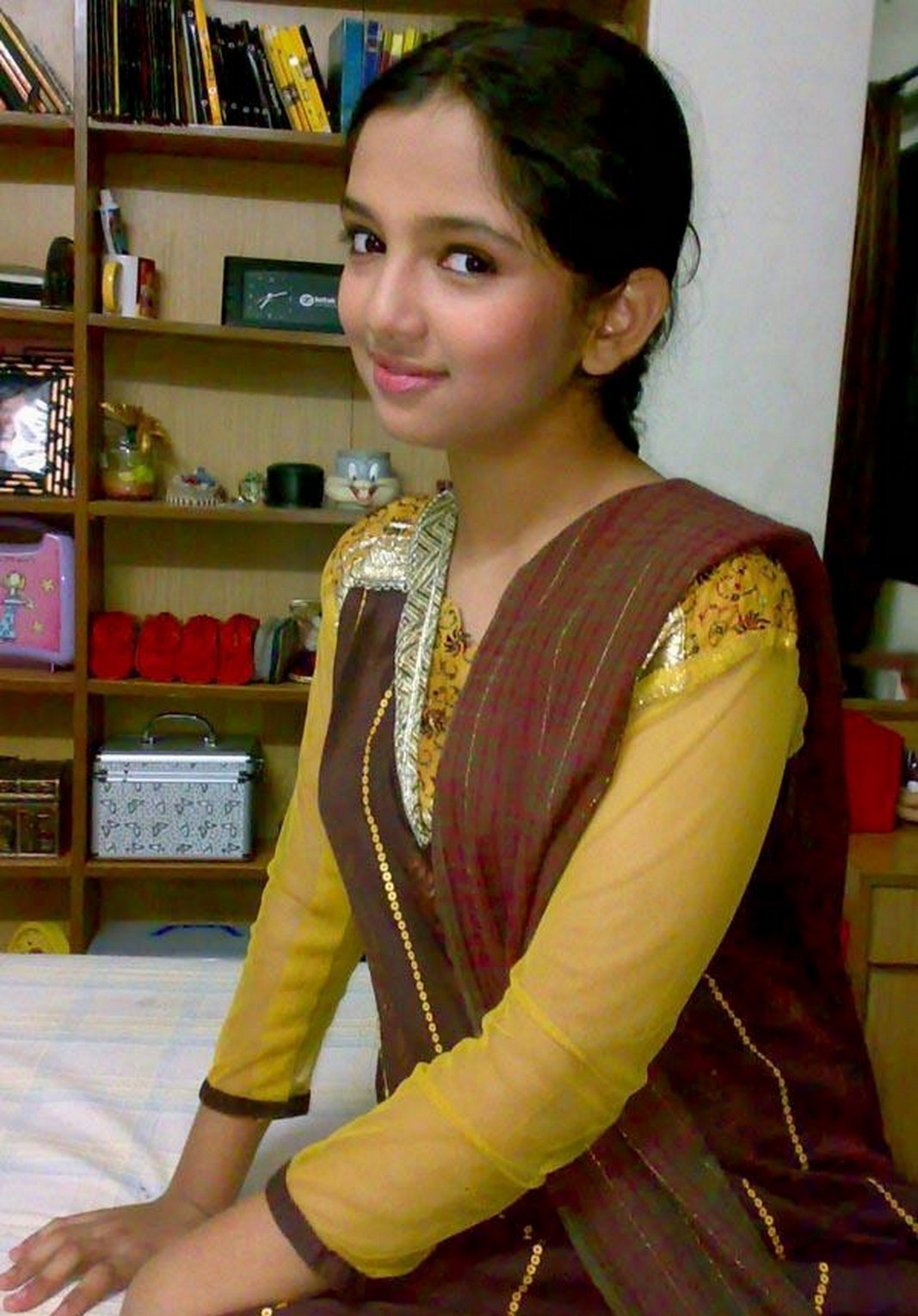 Ahsaas Channa Hot Bikini Image Gallery, Images, Photos, Pics - Cinemagigs