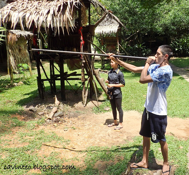 Entree Kibbles: Murut House (Blow Pipe & Henna Tattoo) - The ...