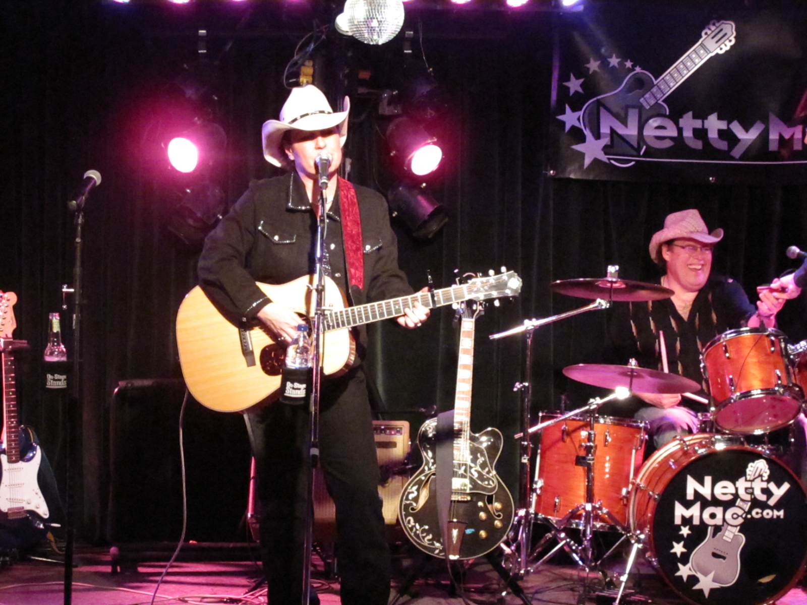 Netty Mac Train & Music News: Netty Mac to open for Kenny Chesney ...