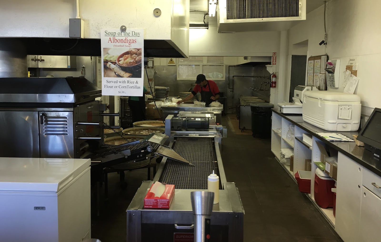 GREAT EATS HAWAII: EL INDIO MEXICAN RESTAURANT - SAN DIEGO, CA