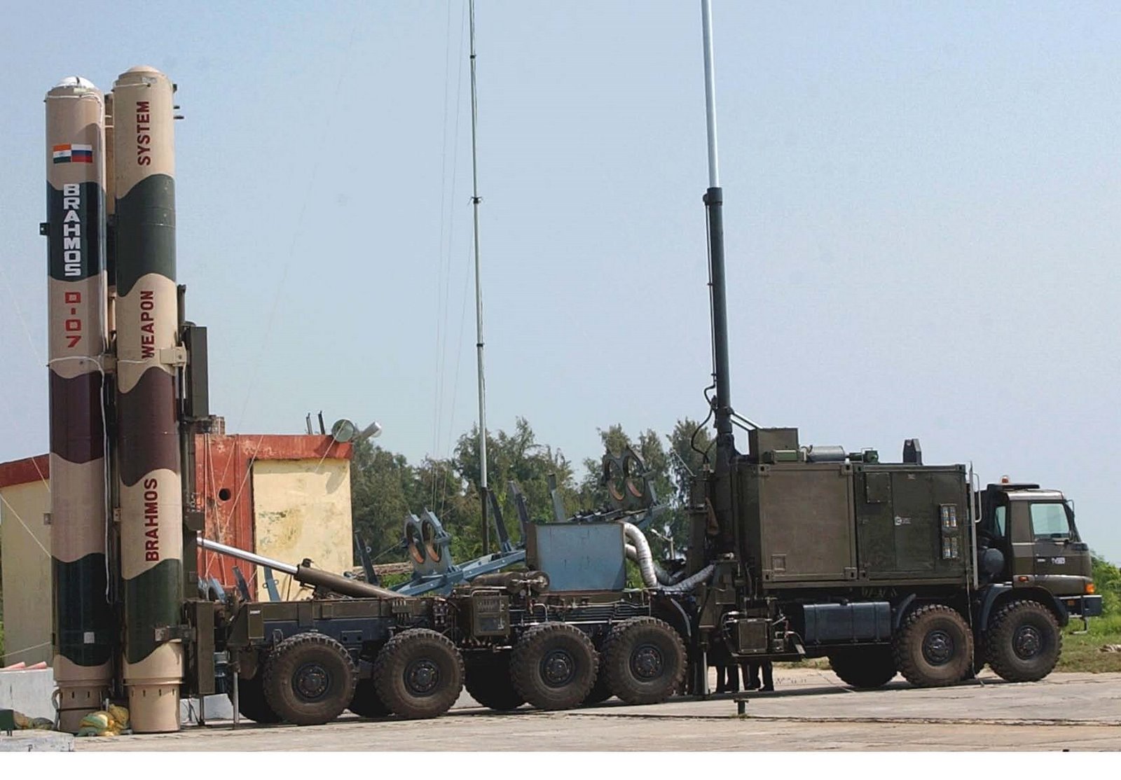 Canistered Missile Launchers for MR-SAM Developed - To Replace IAF's S ...