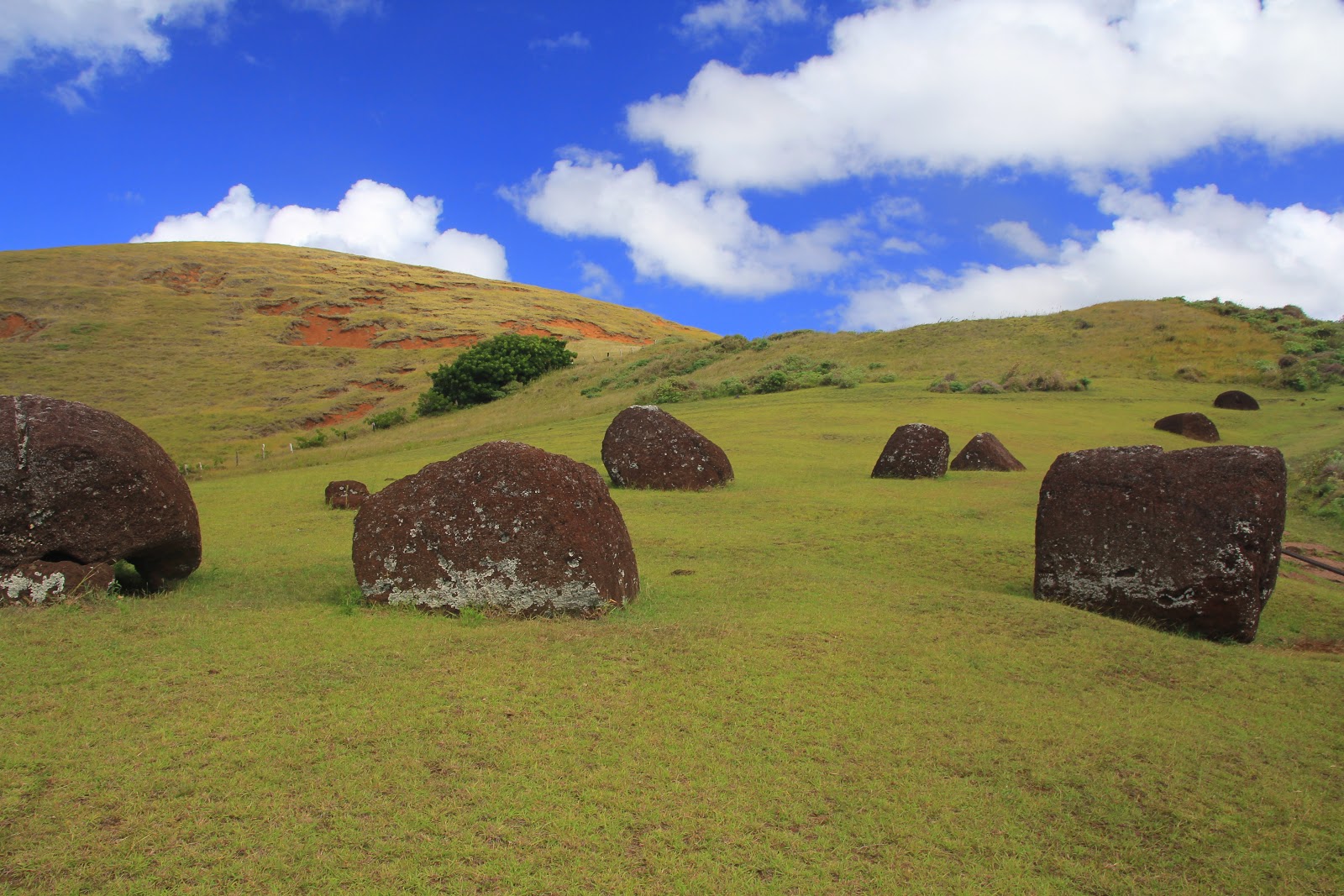 Les Lou's en Polynésie Française: L'île de Pâques : Les carrières et le ...