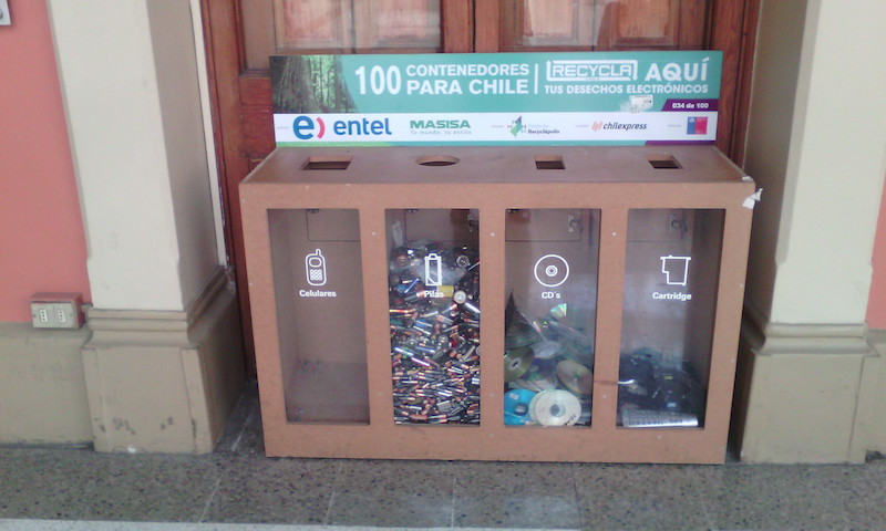 Veredas Amables: Reciclaje de Residuos Electrónicos