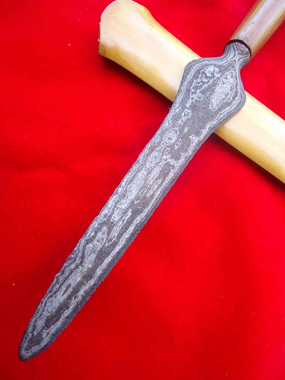 Tombak Sigar Jantung ~ keris majapahit