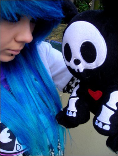 Emo Hair | Emo Hairstyles | Emo Haircuts: Klaire Garnier emo hairstyles ...