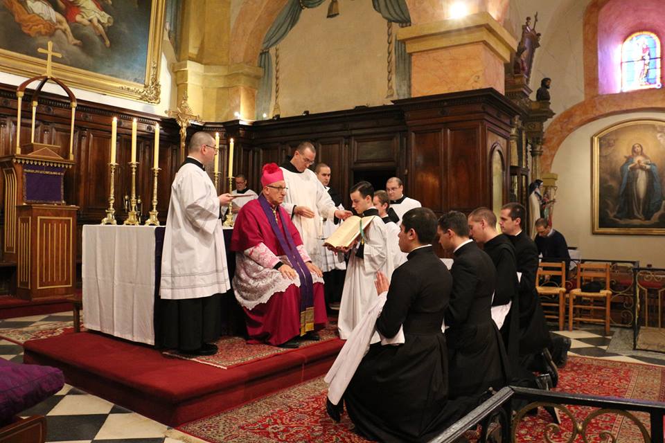New Liturgical Movement: Tonsure, Minor Orders and Subdiaconal ...