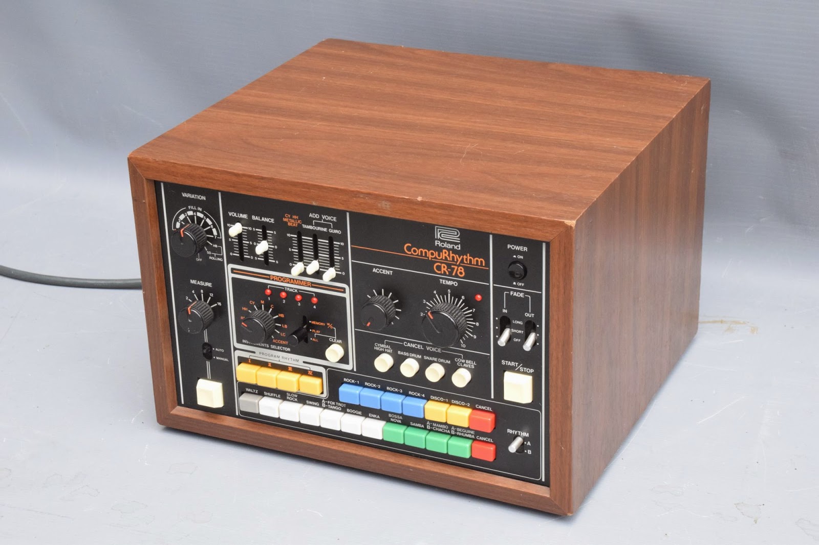 JonDent - Exploring Electronic Music: Roland CR-78