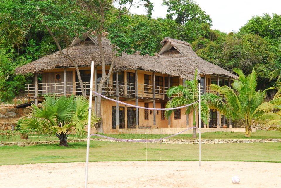 Ghana Rising: Luxury Travel: Lou Moon Lodge, Axim Ghana…….