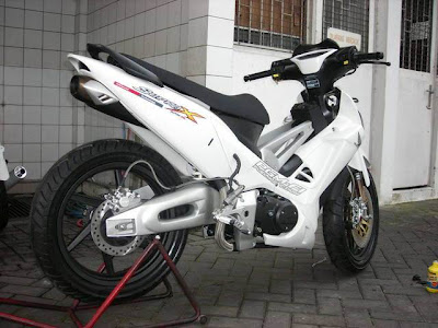 30+ Ide Top Modifikasi Motor Karisma X 125