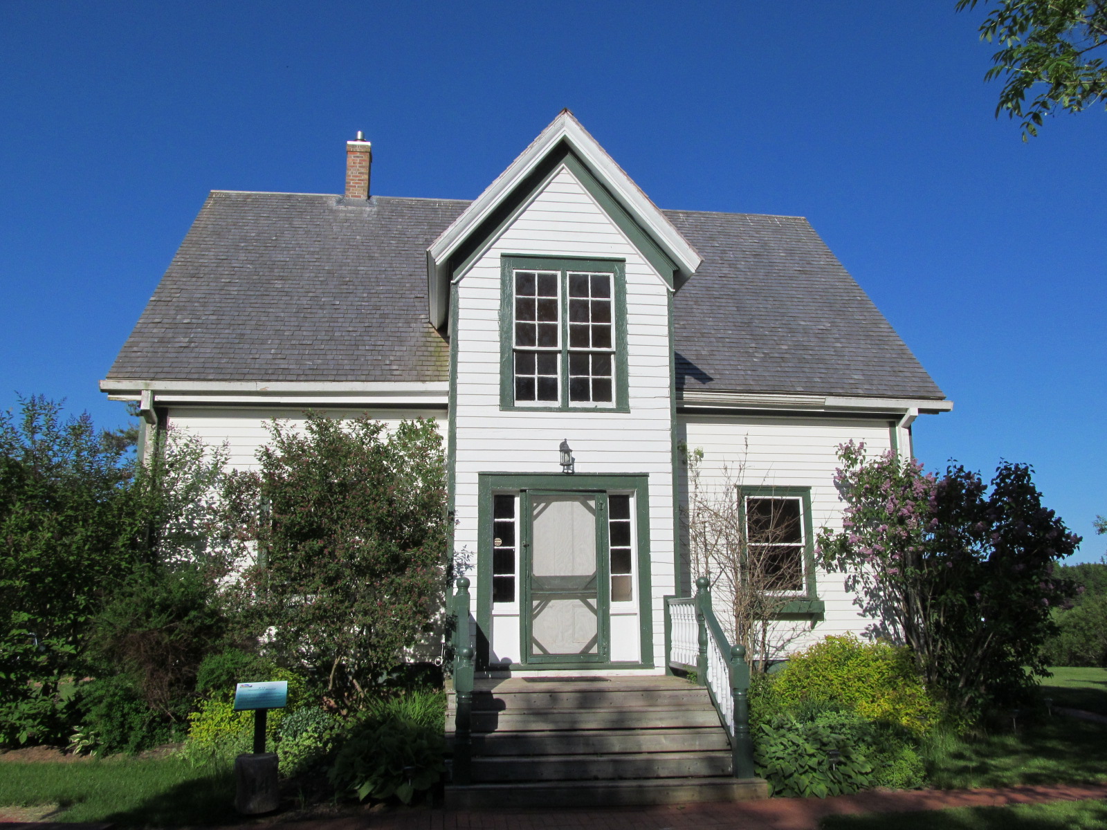 P.E.I. Heritage Buildings: Rogers House at Scales Pond