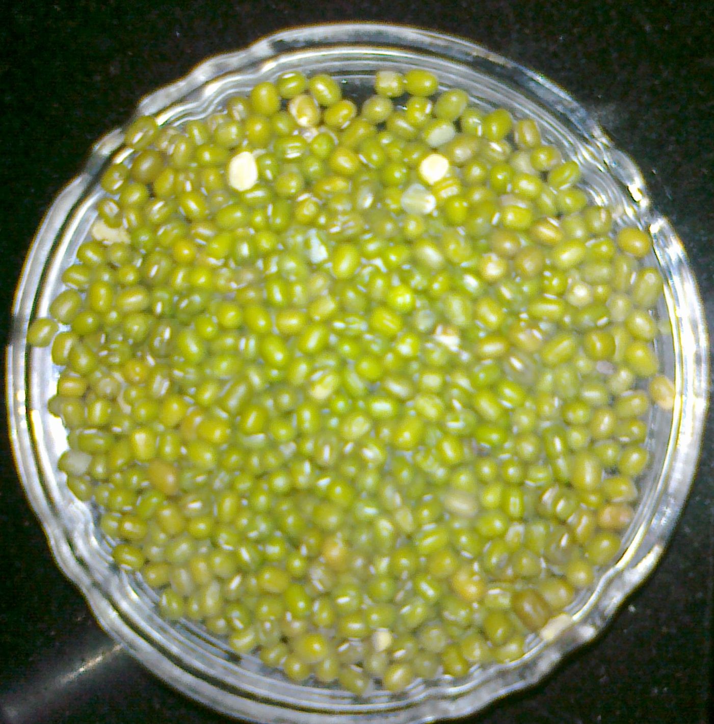 Delicious Bhojanam: GREEN MOONG DHAL PESARATE