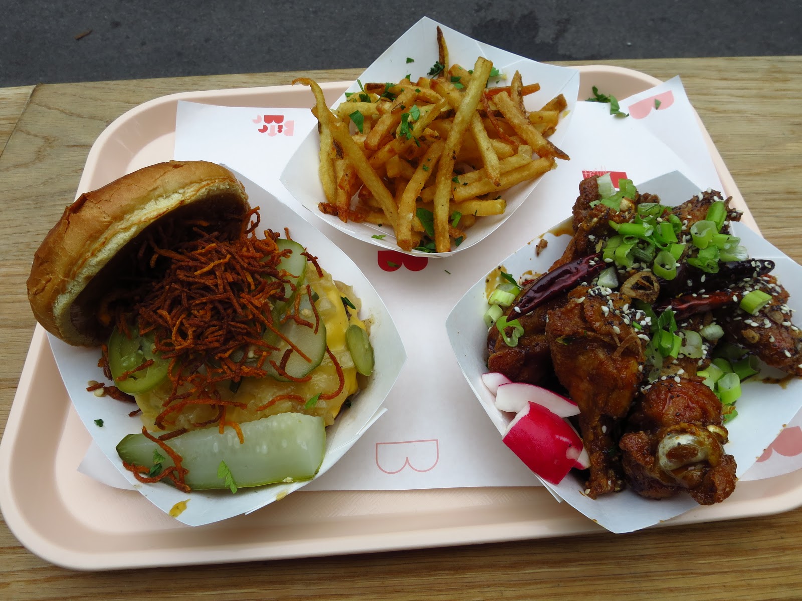 Smokin' Chokin' and Chowing with the King: Mini Mott