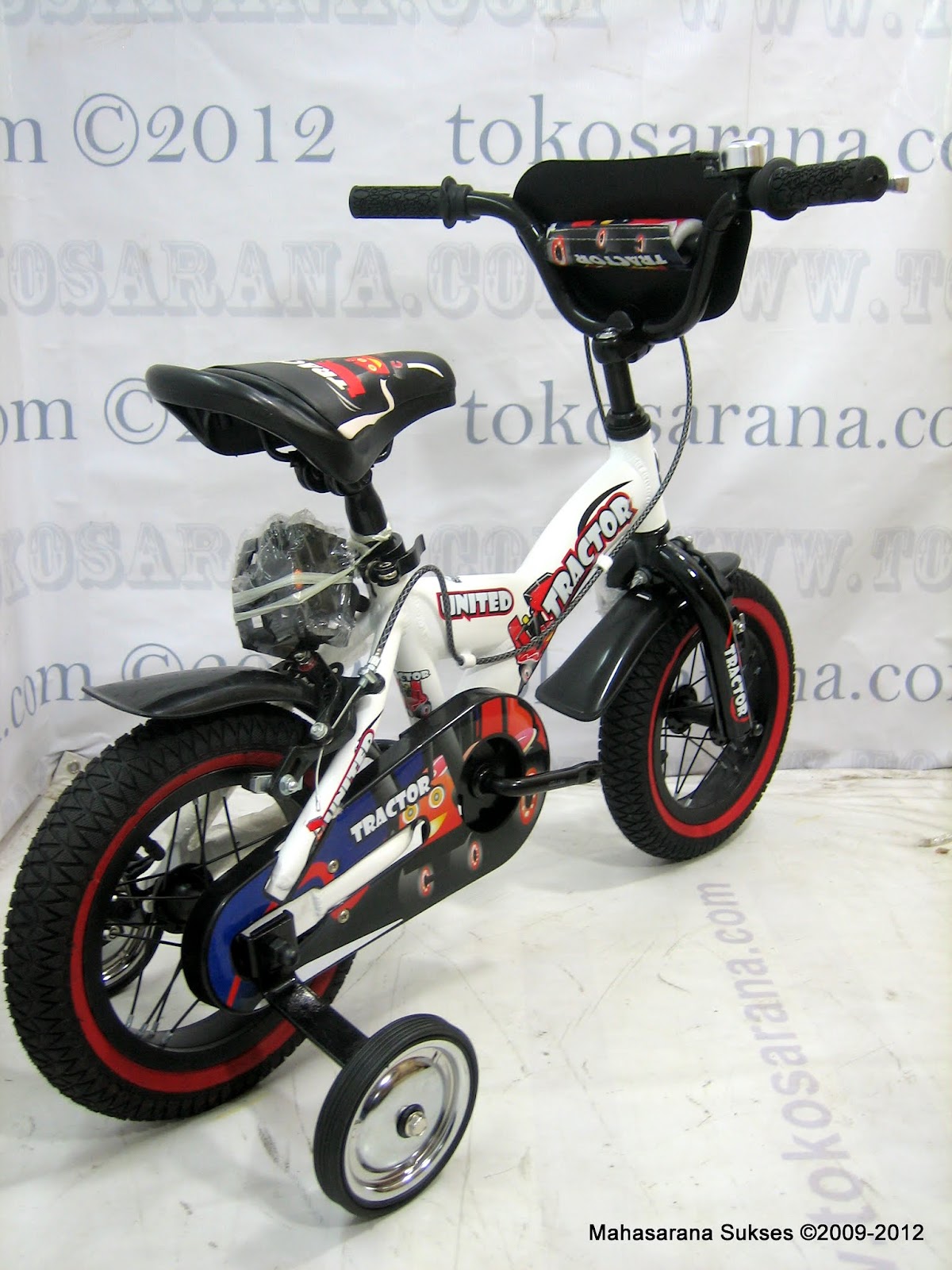 Clearance Sale: Sepeda, Mainan Anak dan Perlengkapan Bayi: Sepeda Anak ...
