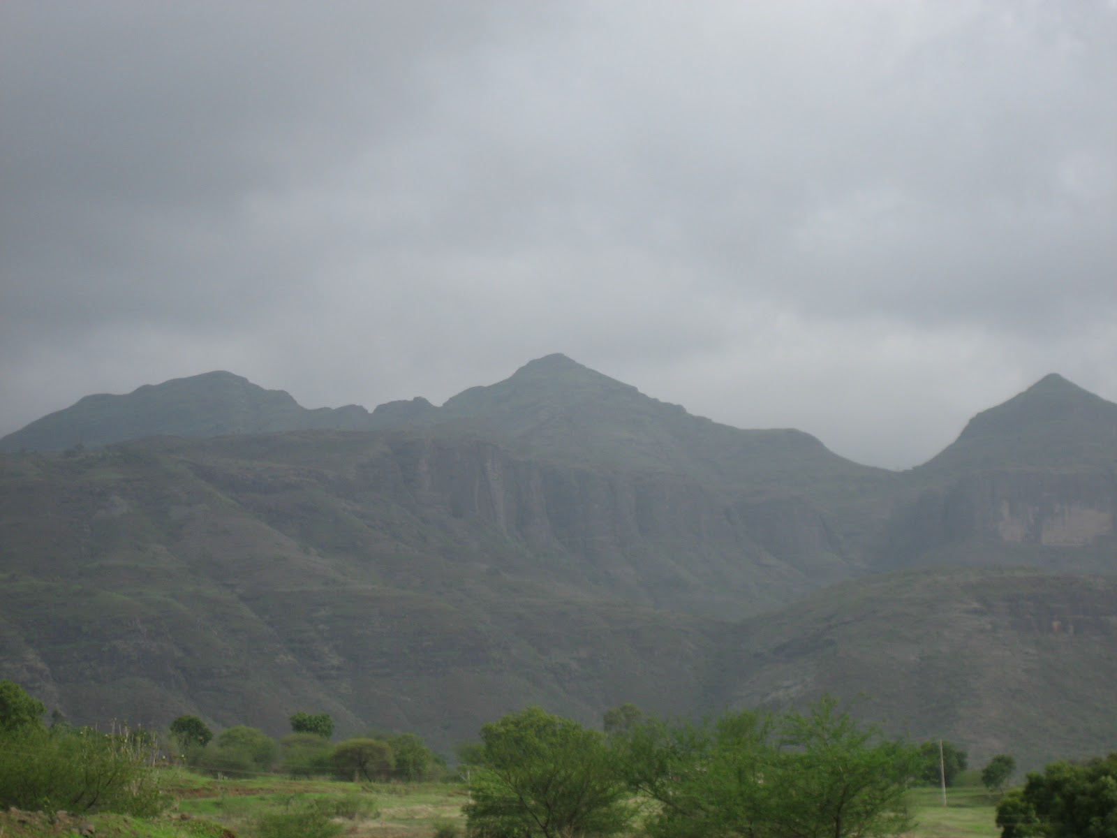 On the Edge of Sahyadris: Patta fort Vishramgad