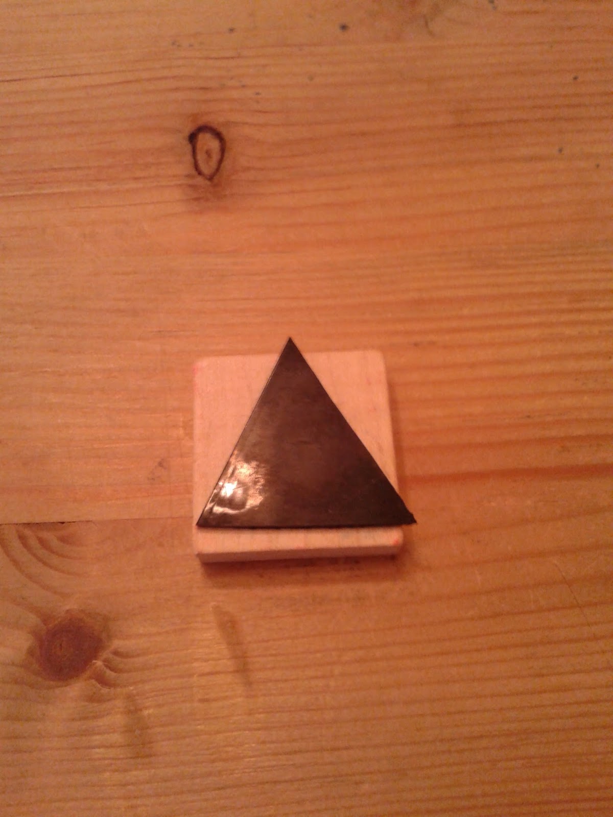 D.I.Y. triangle stamp - style en mi opinion