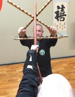 Sansetsukon - 3-Sectional Staff: Sansetsukon - Okinawan three-sectional ...