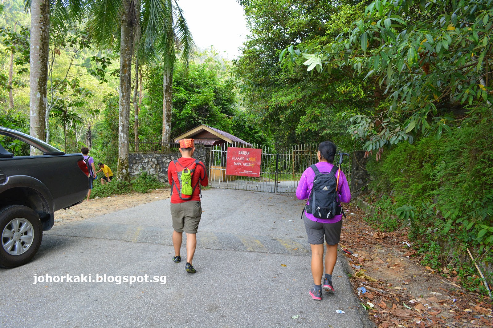Trekking at Hutan Lipur Gunung Pulai Recreational Forest in Johor ...